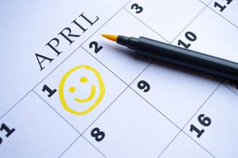 April Celebrations Are Here - DealDash Tips